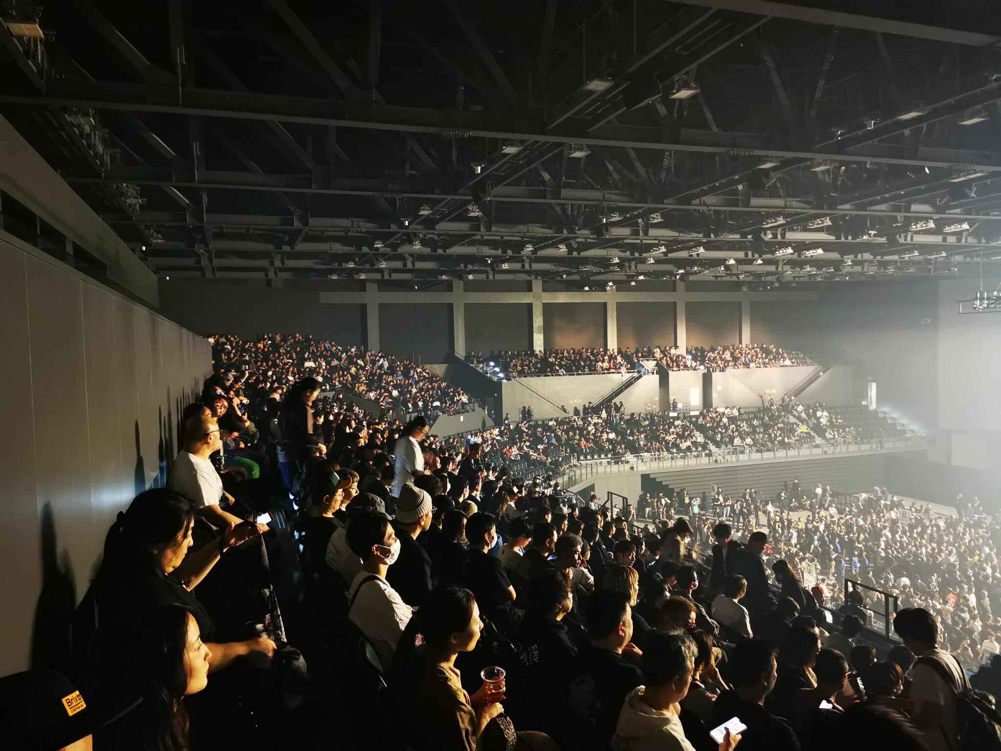 横浜BUNTAI 駅からの行き方・ステージの見え方 - tm-808